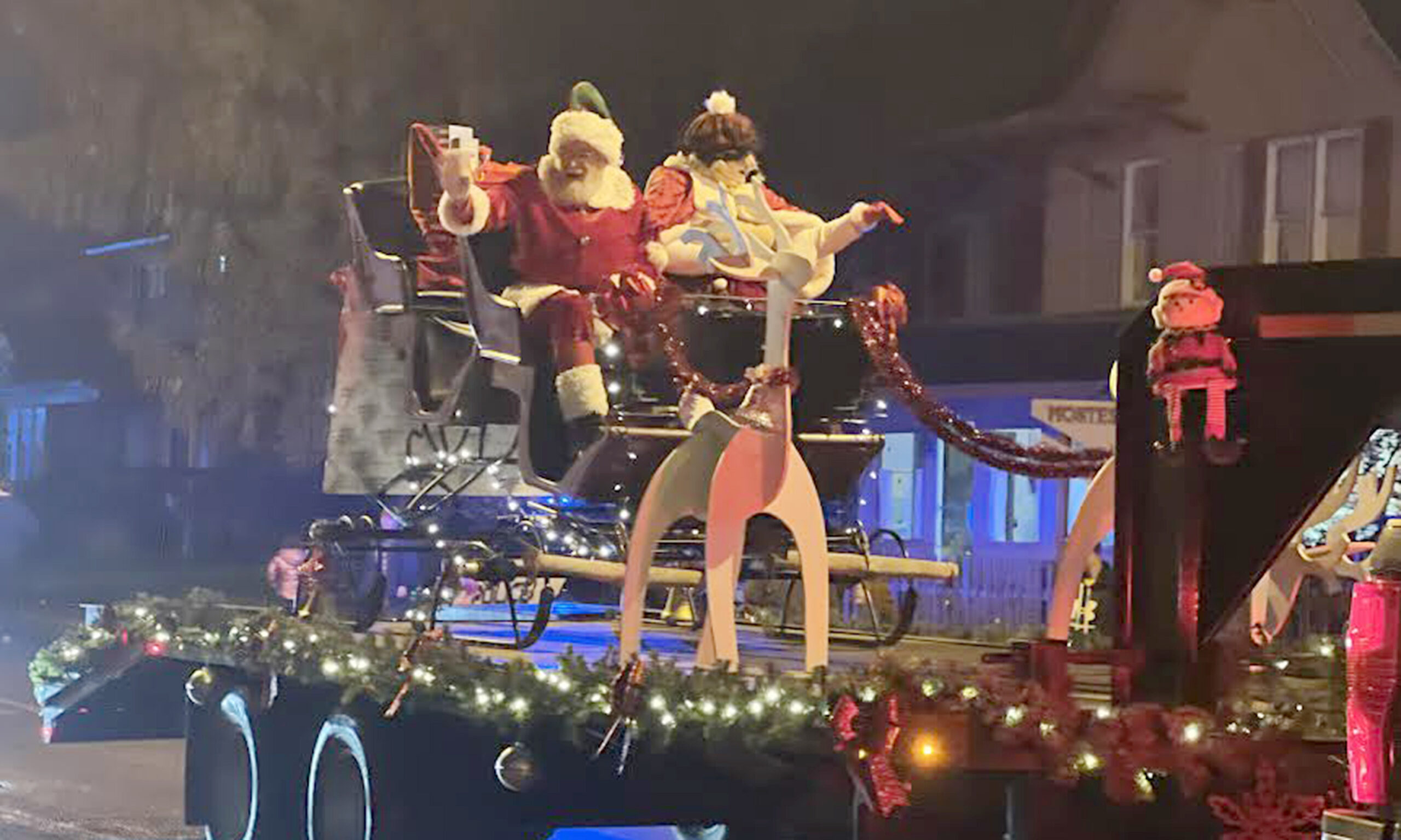 Santa parade | News, Sports, Jobs - The Intermountain